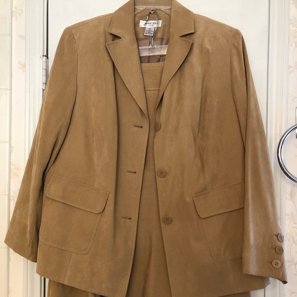 Judith Hart | Other | Judith Hart Suit Separate | Poshmark